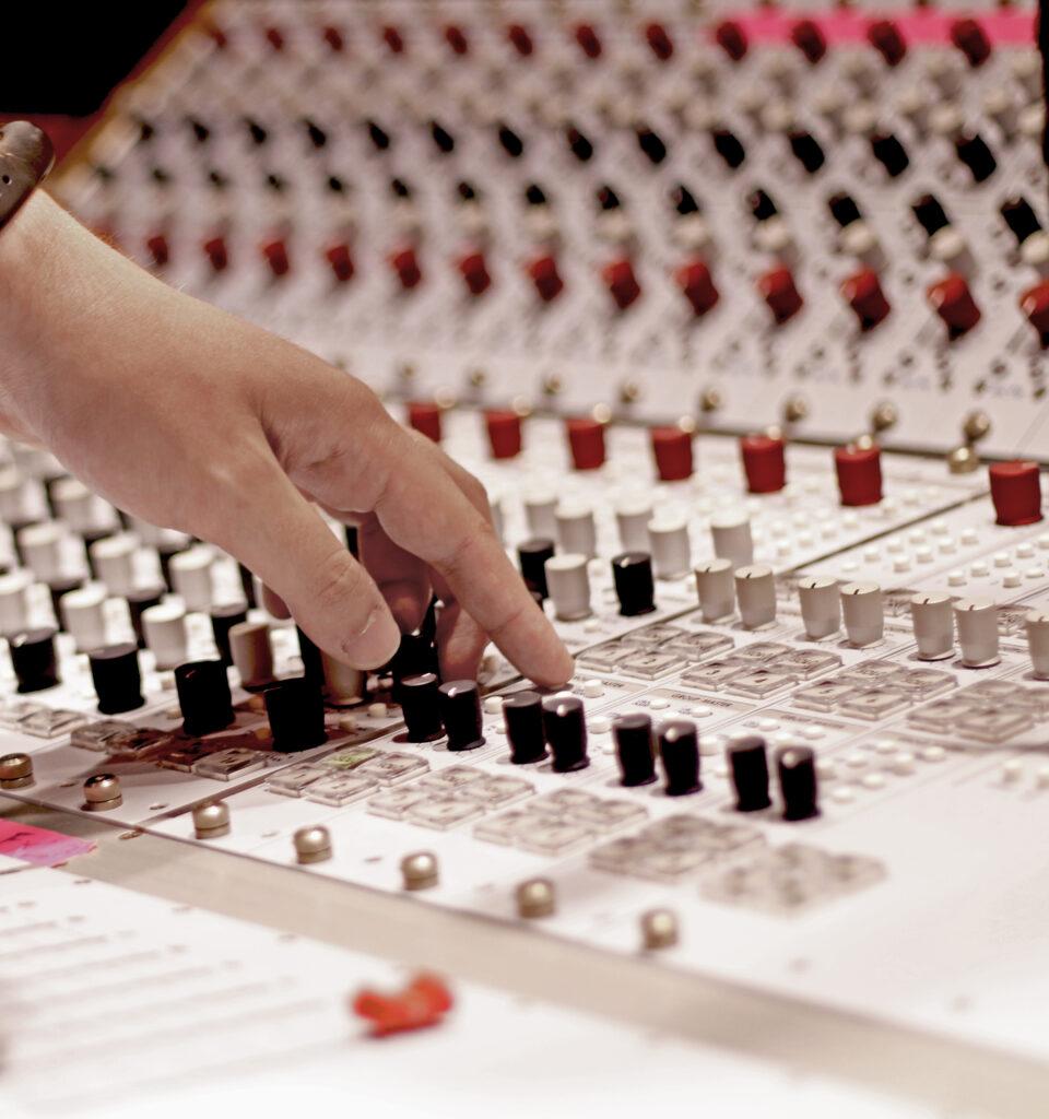 How long does Mixing and Mastering take? - Major Mixing